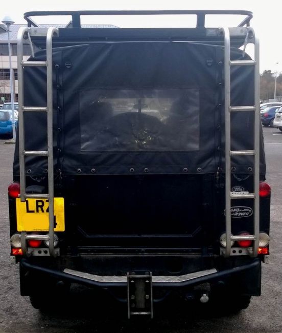 DEFENDER2.NET - View topic - Rear access ladder DEFENDER2.NET - View topic - Rear access ladder